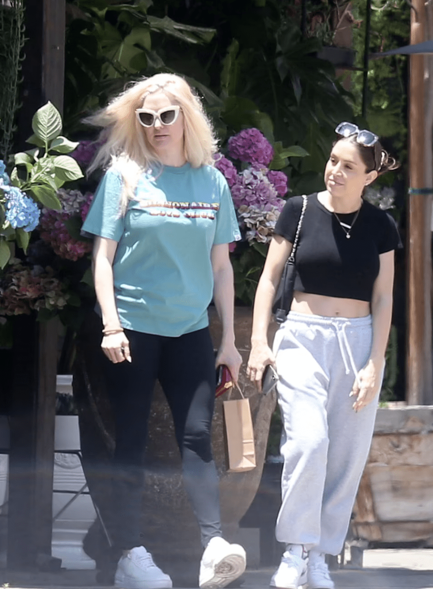 PHOTOS: Erika Jayne Fires Back After Being Spotted Out With Messy Hair ...